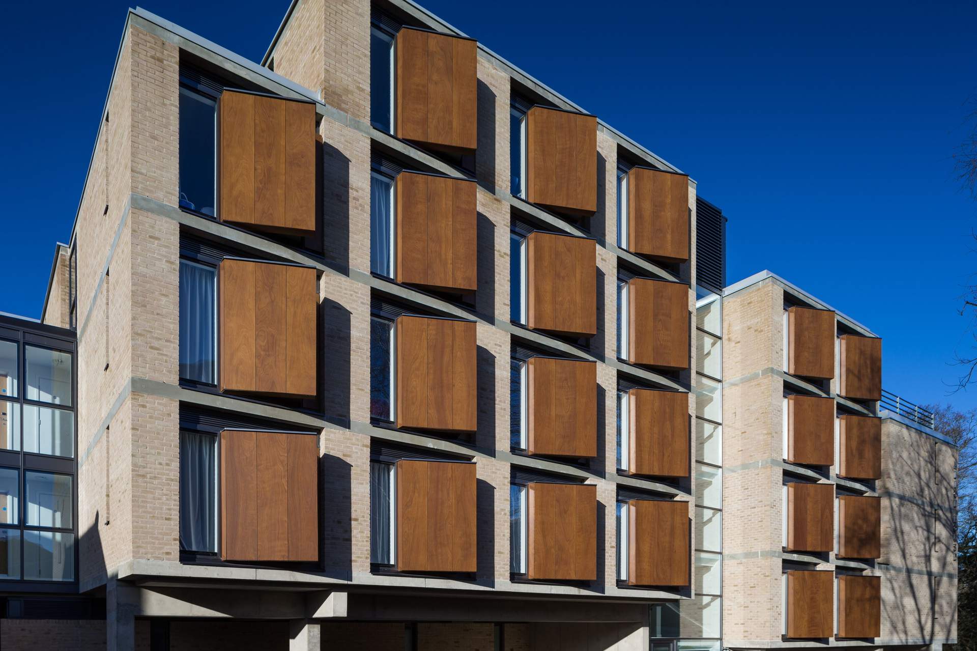 Parklex Prodema, Fachadas en madera para inspirar • Hunter Douglas ...